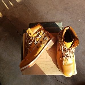 Timberland | Shoes | Rare Timberland Animated Boot For Juniors | Poshmark